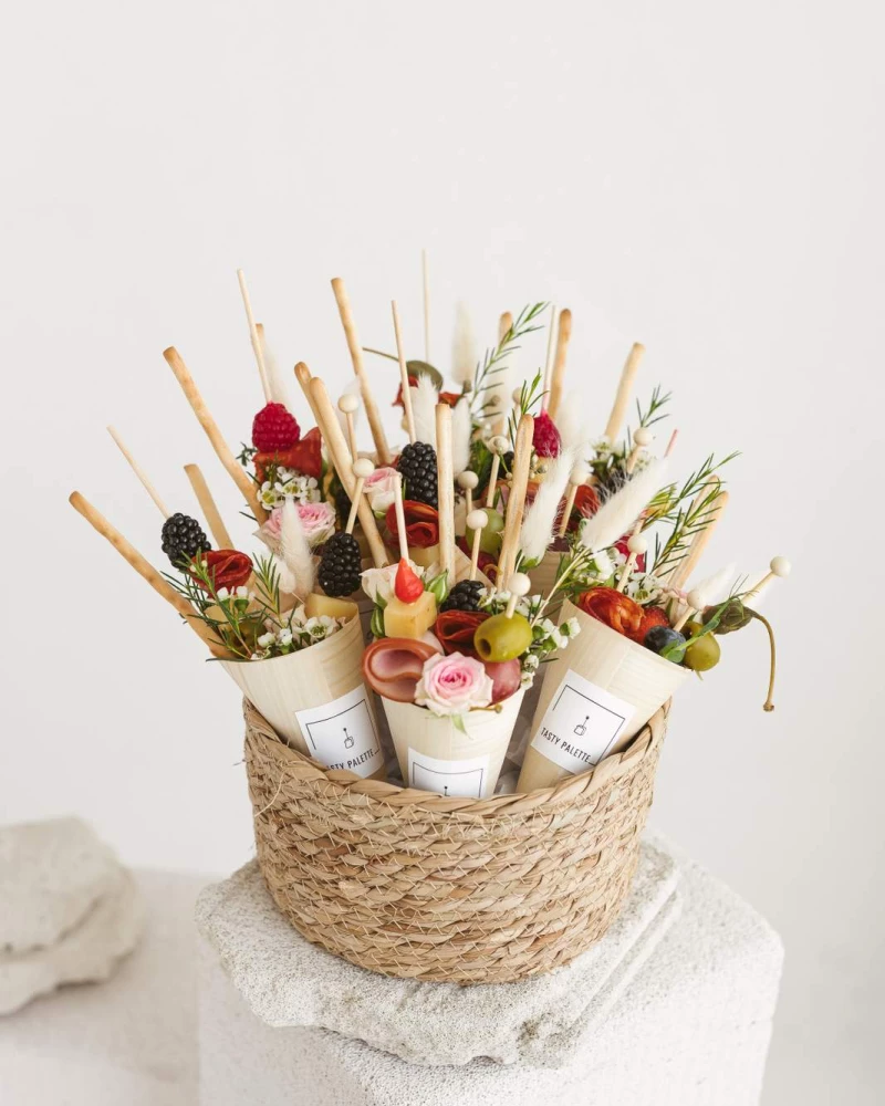 Kūgio formos užkandžių rinkinys